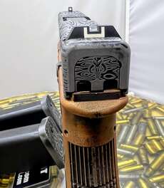 Deadpool Glock 17 Prestige